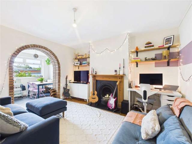 1 Bedroom Flat