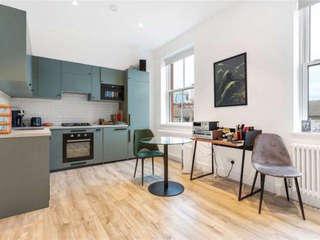 1 Bedroom Flat