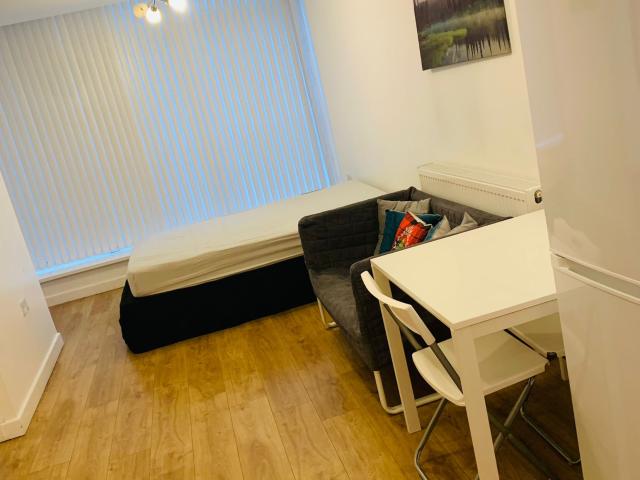 1 Bedroom Flat