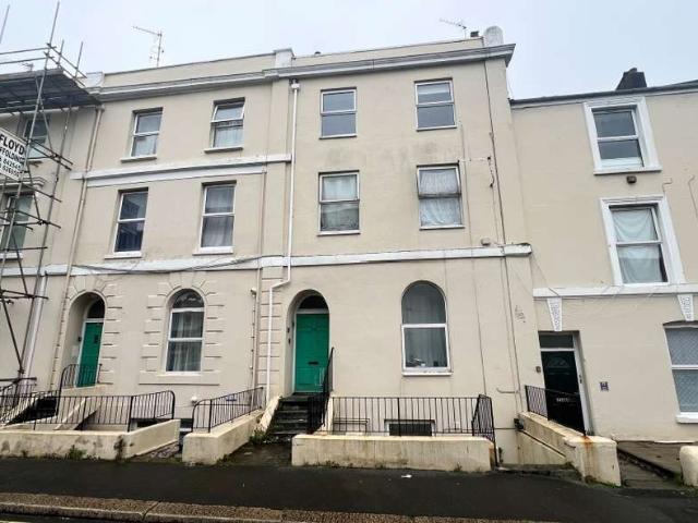 1 Bedroom Flat