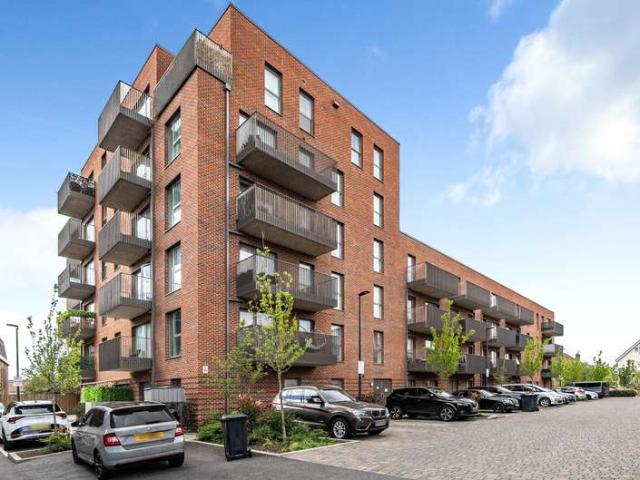 1 Bedroom Flat
