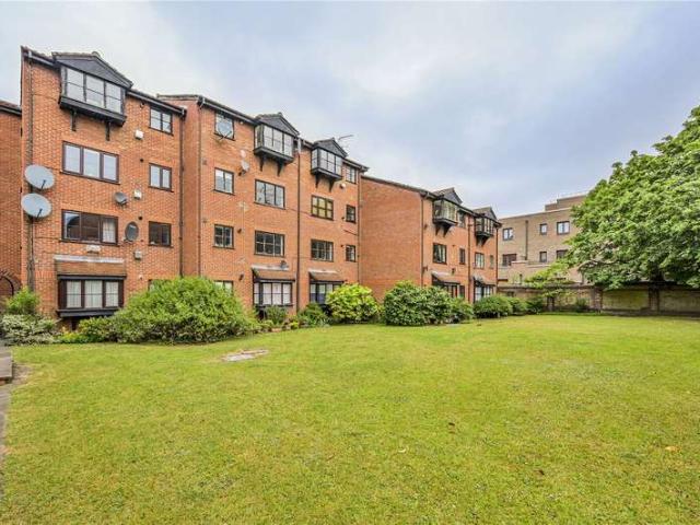 1 Bedroom Flat