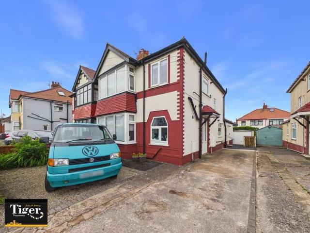 1 Bedroom Flat