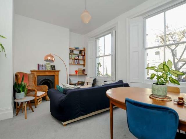 1 Bedroom Flat