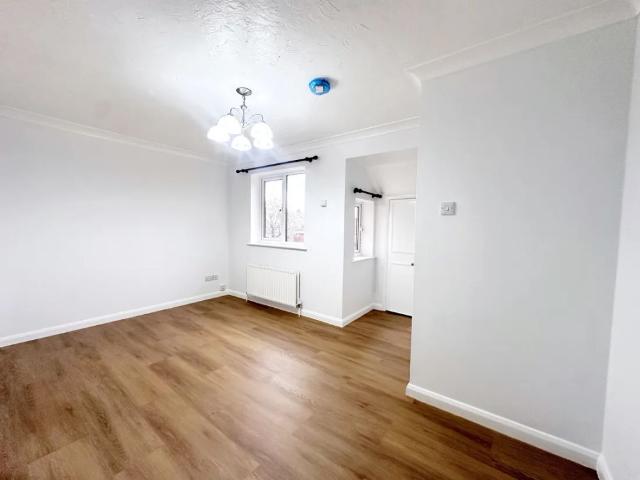 1 bedroom flat