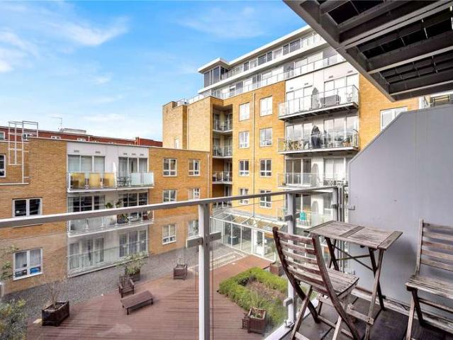 1 Bedroom Flat