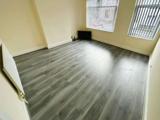 1 Bedroom Flat