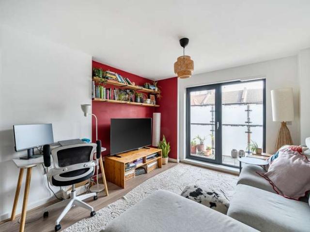 1 Bedroom Flat