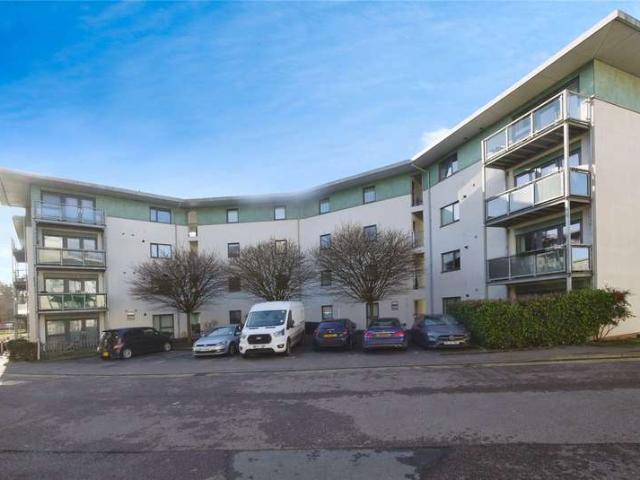 1 Bedroom Flat