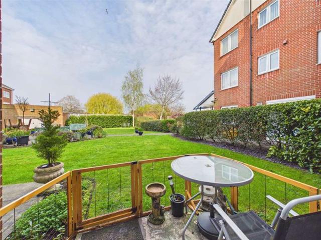 1 Bedroom Flat