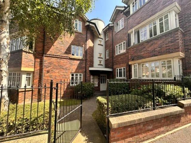 1 Bedroom Flat