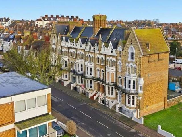 1 Bedroom Flat