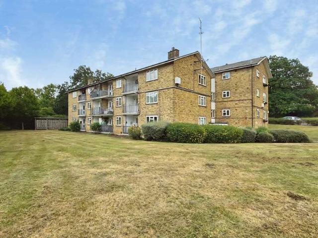 1 Bedroom Flat