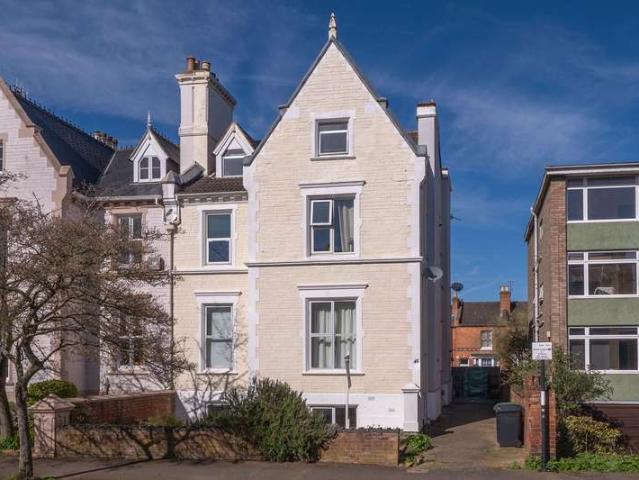 1 Bedroom Flat