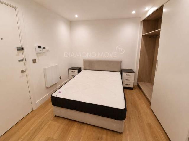 1 Bedroom Flat