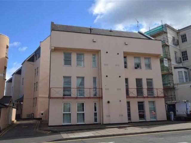 1 Bedroom Flat