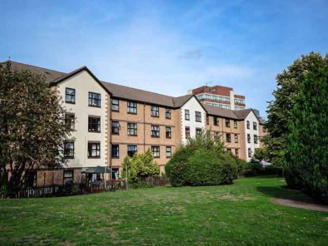 1 Bedroom Flat
