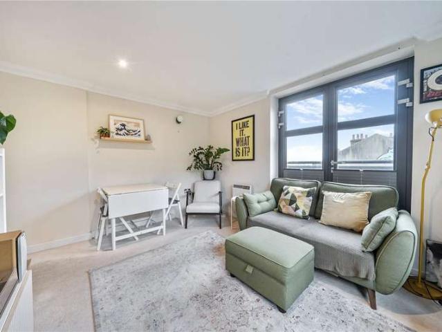 1 Bedroom Flat