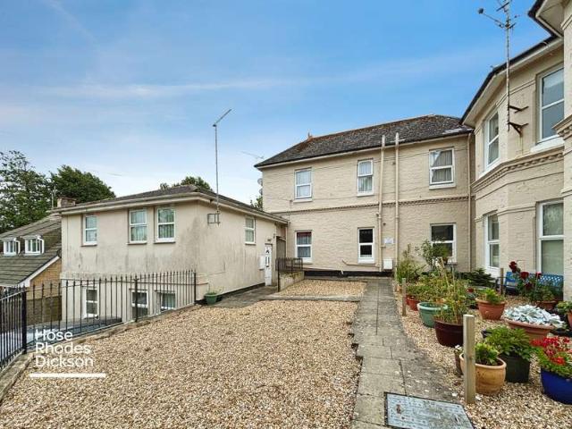 1 Bedroom Flat