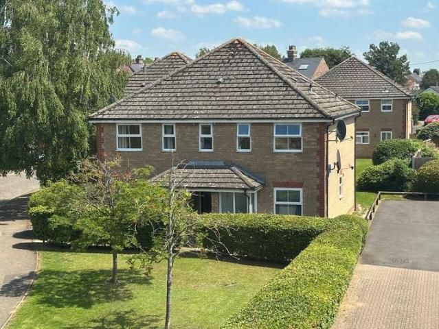 1 Bedroom Flat