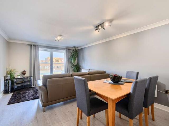 1 Bedroom Flat