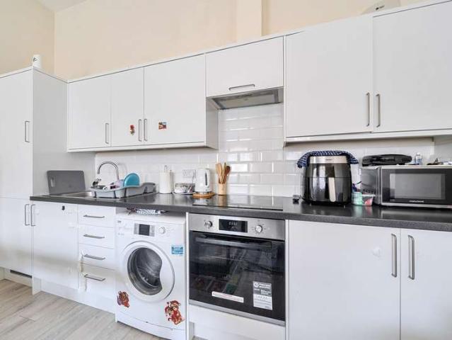 1 Bedroom Flat