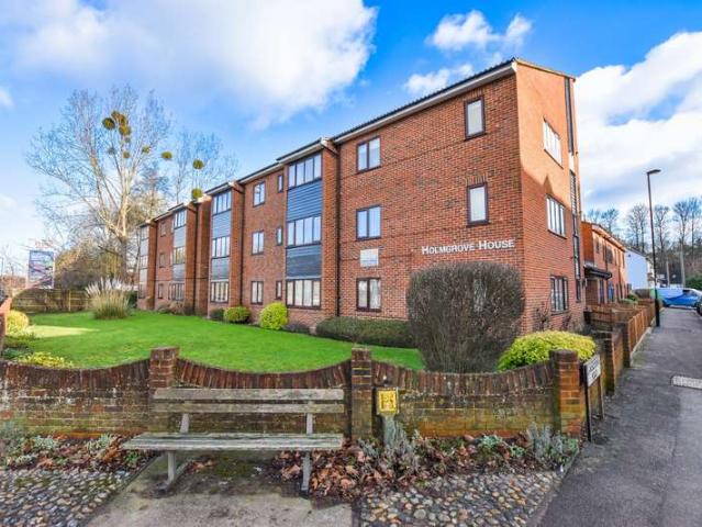 1 Bedroom Flat