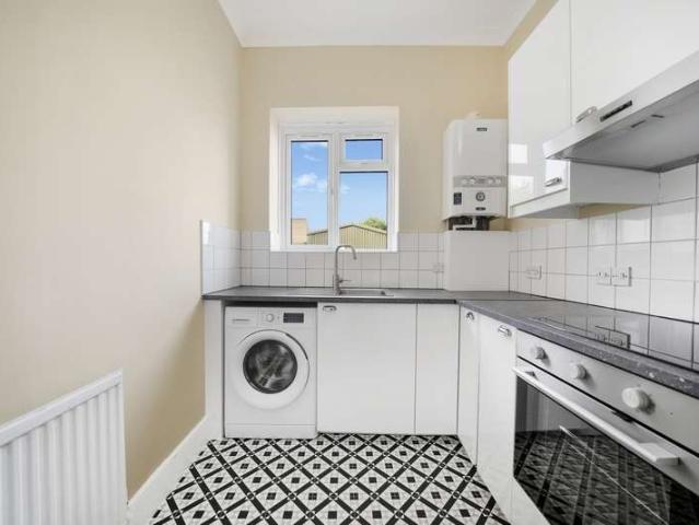 1 Bedroom Flat