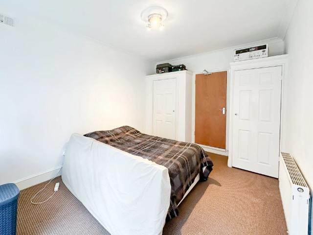 1 Bedroom Flat
