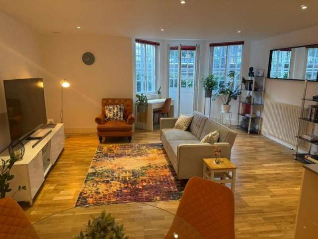 1 Bedroom Flat