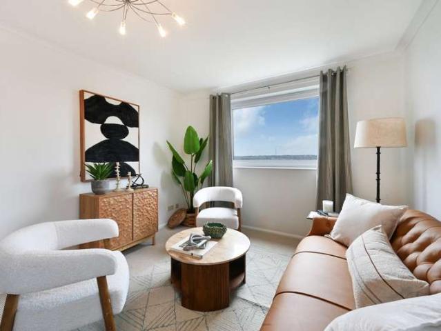1 Bedroom Flat