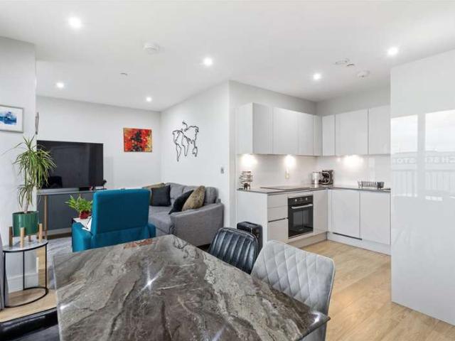 1 Bedroom Flat