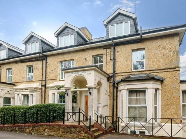 1 Bedroom Flat