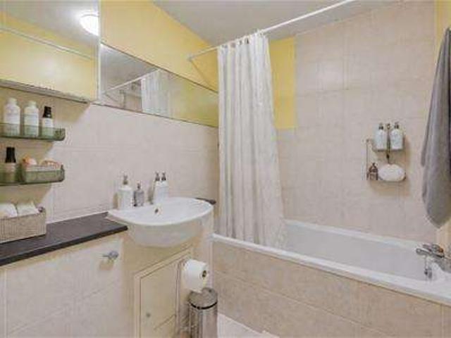 1 Bedroom Flat