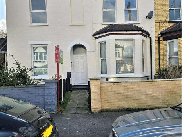 1 Bedroom Flat