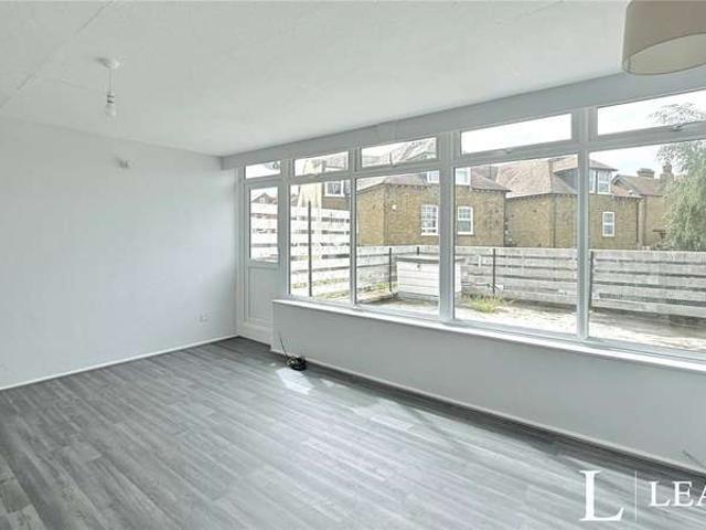 1 Bedroom Flat