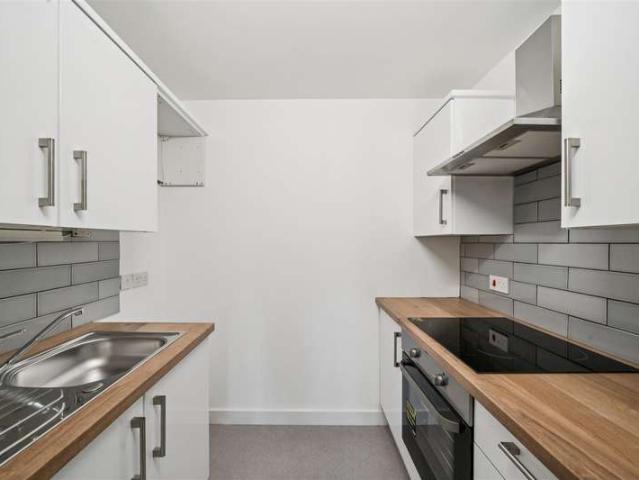 1 Bedroom Flat