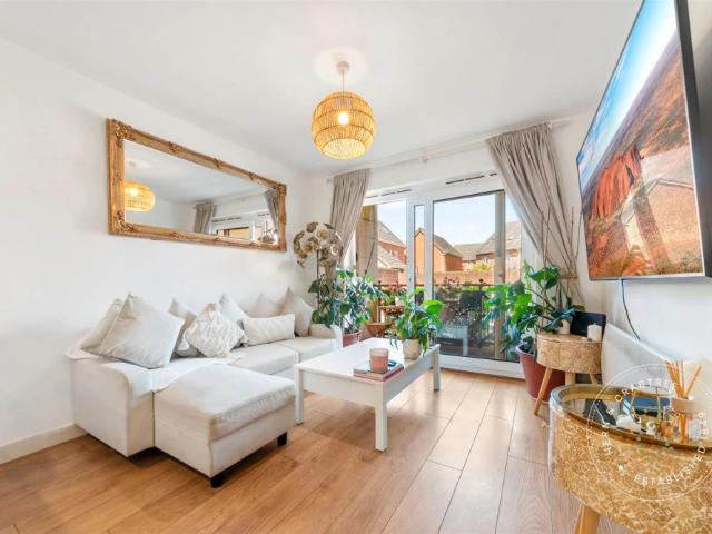1 Bedroom Flat