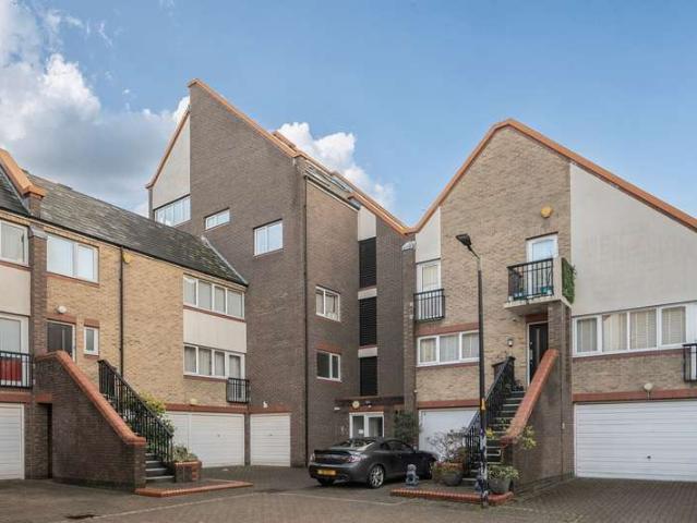 1 Bedroom Flat