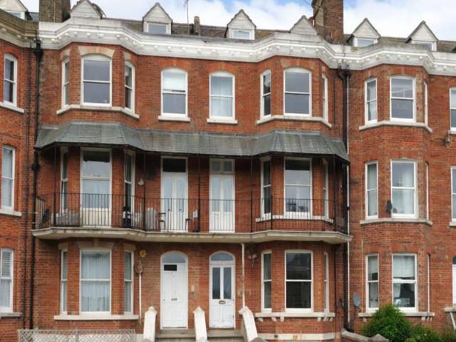 1 Bedroom Flat