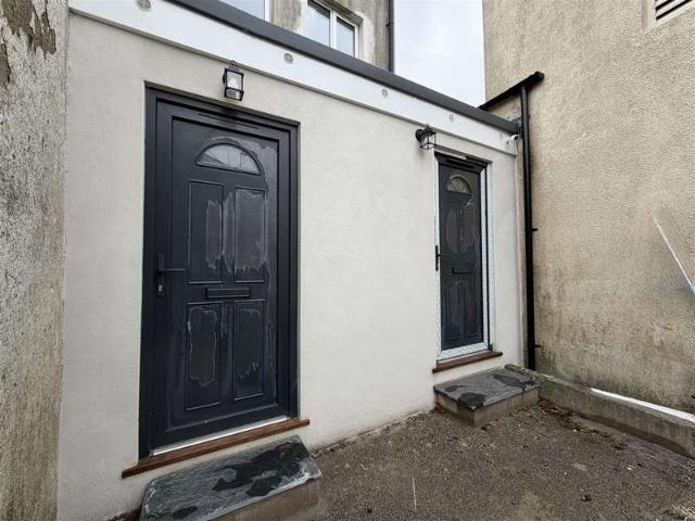 1 Bedroom Flat