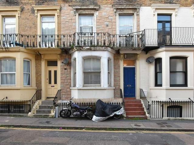 1 Bedroom Flat
