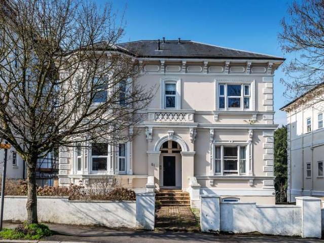 1 Bedroom Flat