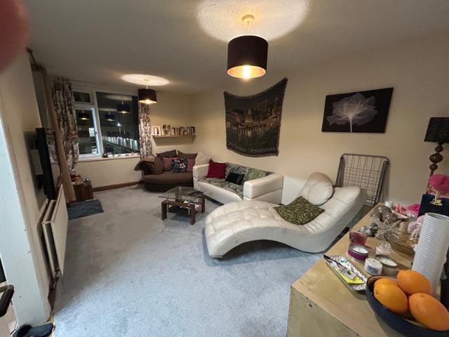 1 Bedroom Flat