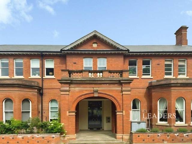 1 Bedroom Flat
