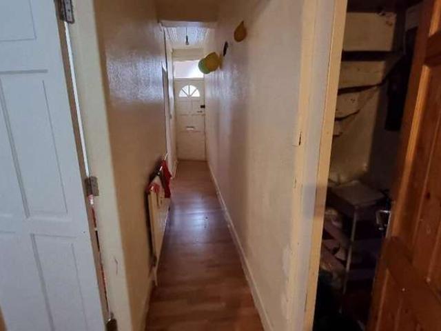1 Bedroom Flat
