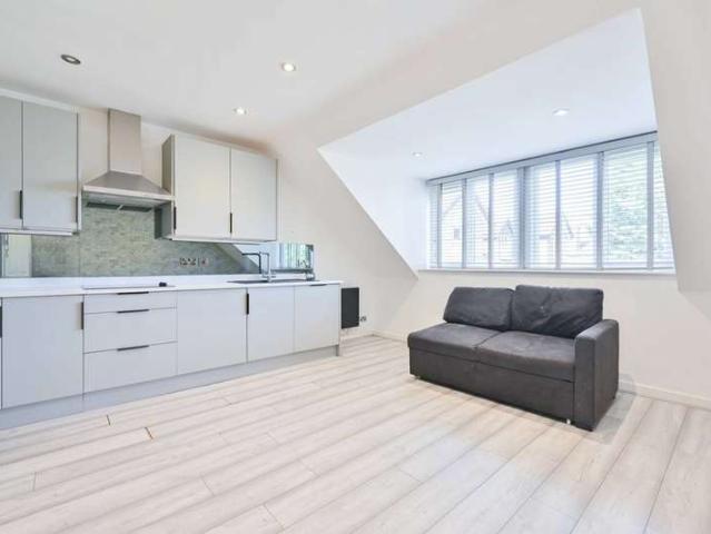 1 Bedroom Flat