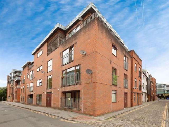 1 Bedroom Flat