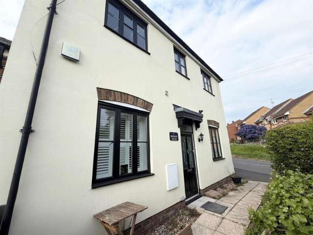 1 Bedroom Flat