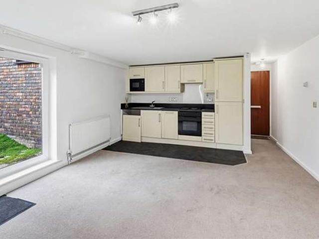 1 Bedroom Flat